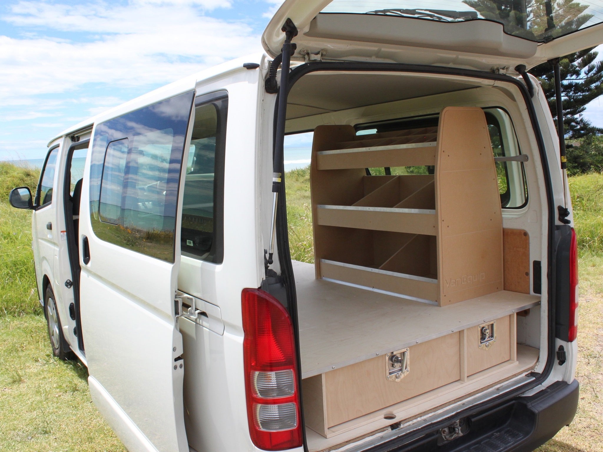 Van False Floor with Drawers - Smart Van Storage Solutions – VanEquip NZ