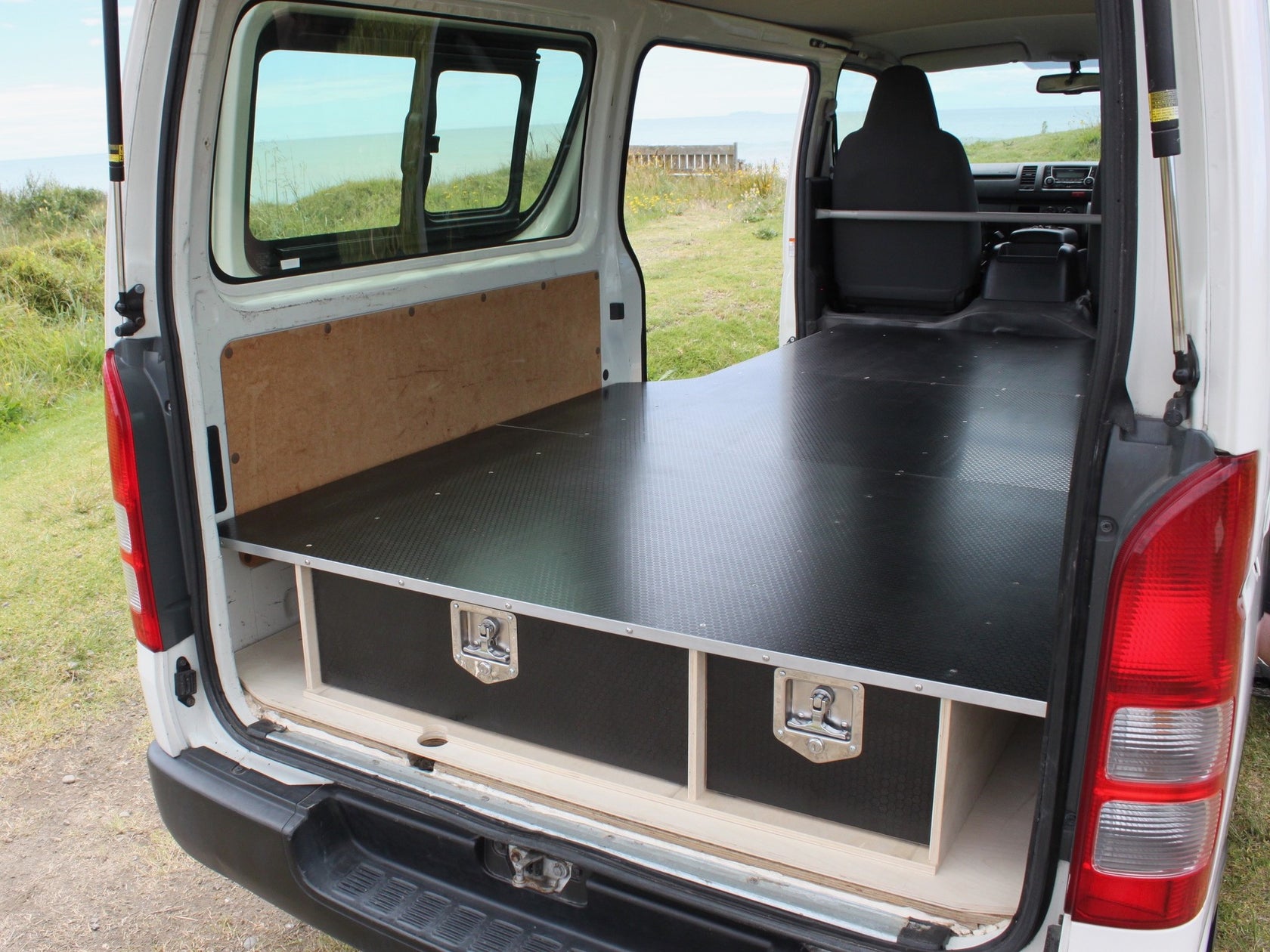 Van False Floor with Drawers - Smart Van Storage Solutions – VanEquip NZ