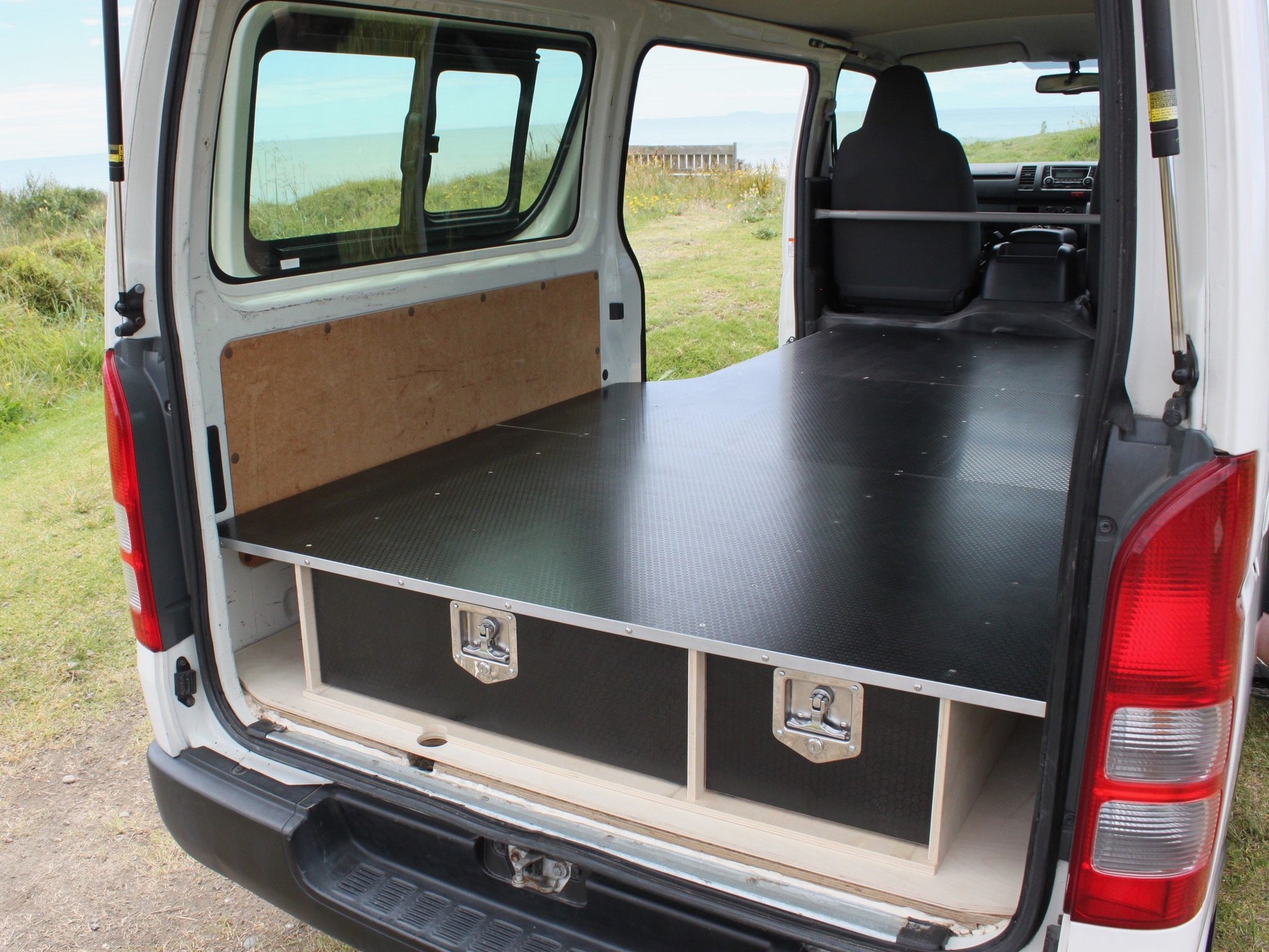 Van False Floor with Drawers - Smart Van Storage Solutions – VanEquip NZ